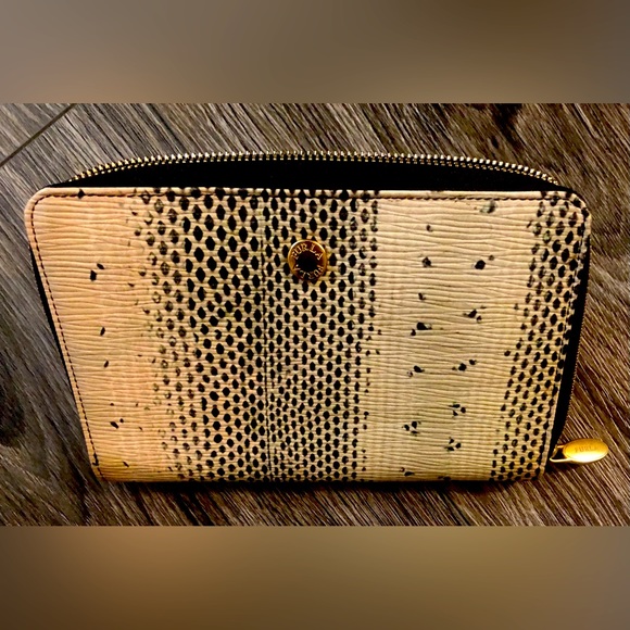 Furla | Bags | Furla Card Holder Zip Around Classic Leather Wallet ...